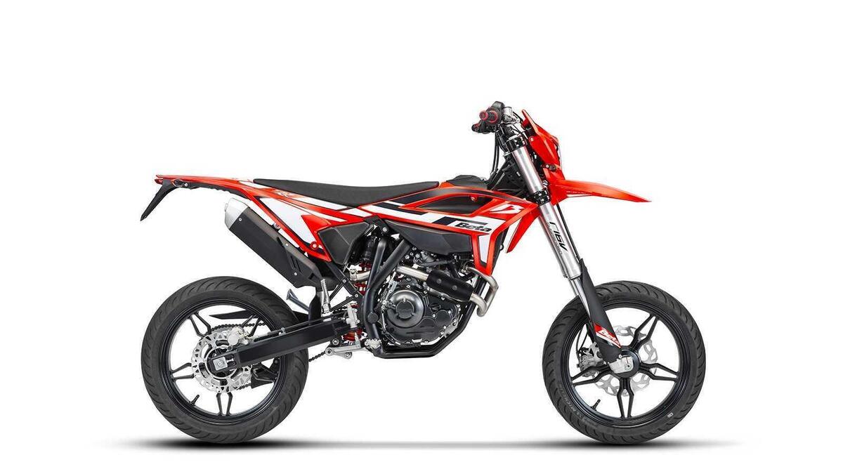 Betamotor RR 125 4T Motard T (2025 - 26), prezzo e scheda tecnica - Moto.it
