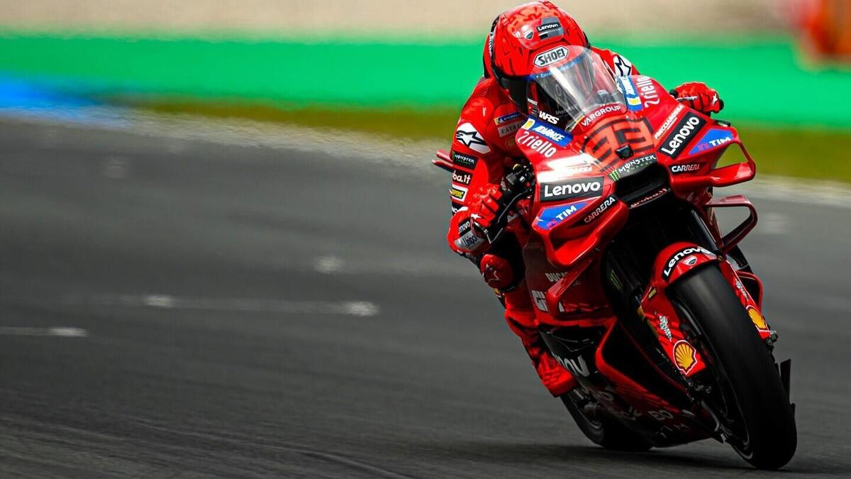MotoGP 2025. GP dei Paesi Bassi ad Assen. Marc Marquez parte a razzo e ...