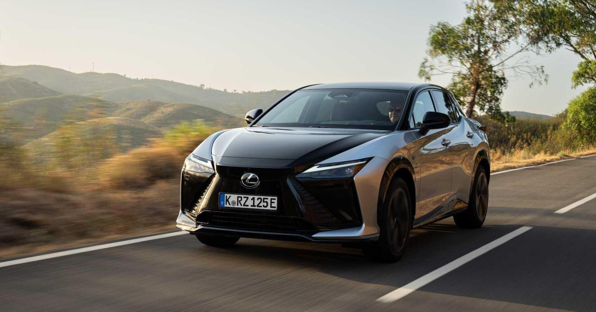 Lexus RZ: debutta lo steer-by-wire e migliora l'efficienza | Prova su ...