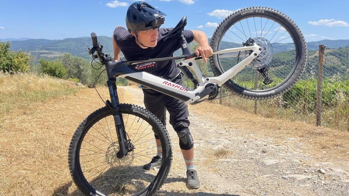 ZF Centrix: Test Esclusivo del più piccolo e potente motore al mondo su ...