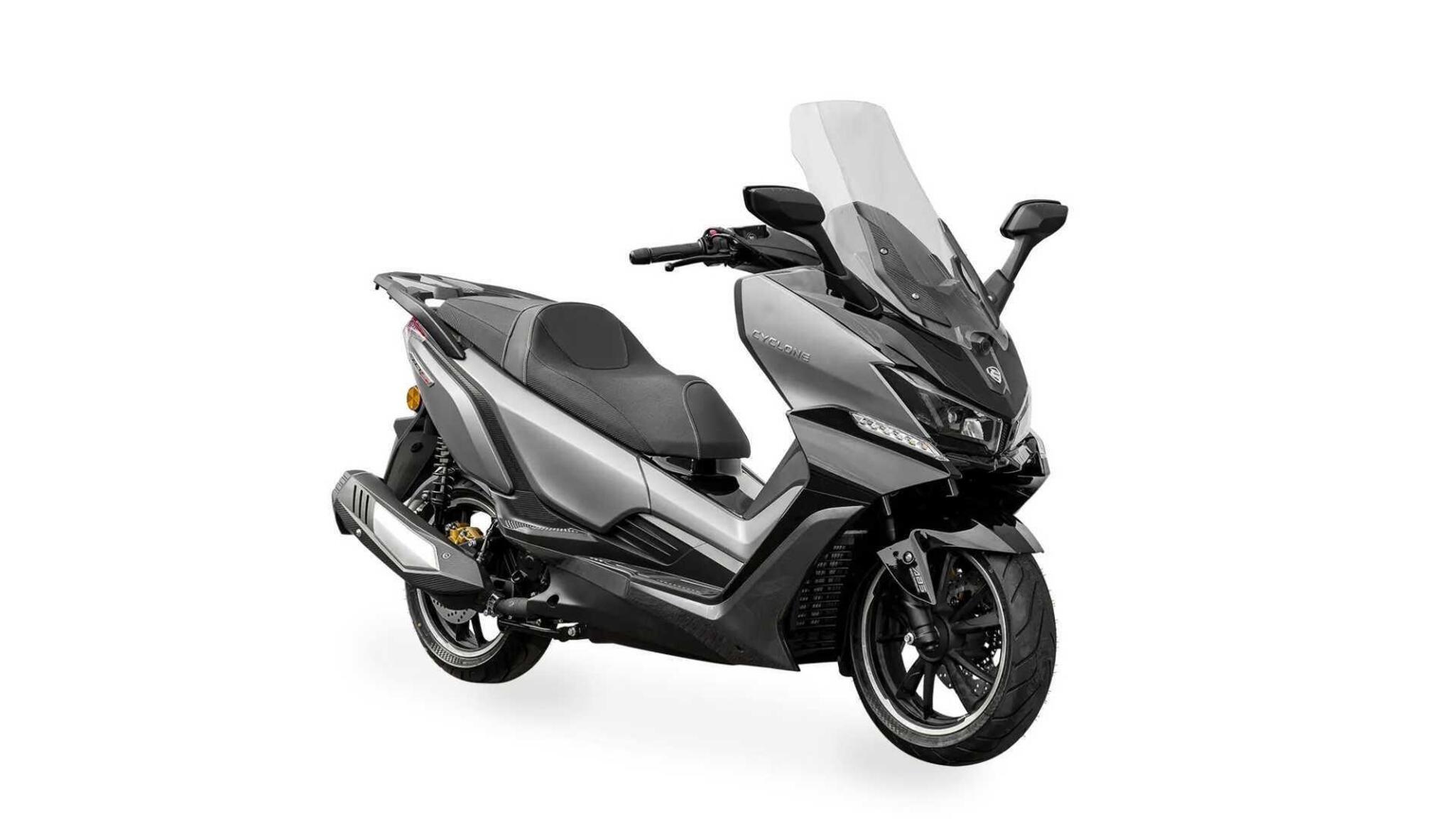 Cyclone RT3S (2025), prezzo e scheda tecnica - Moto.it