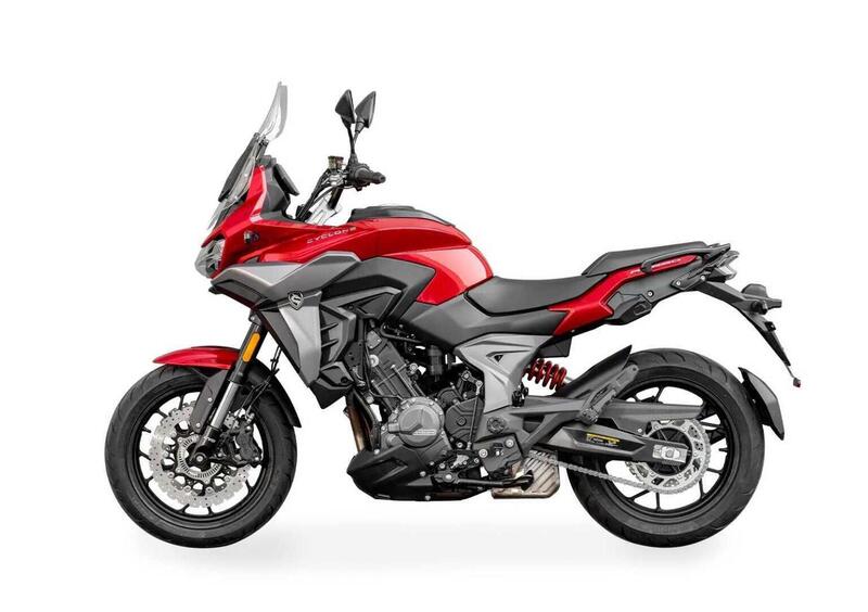 Cyclone RX650 (2025), prezzo e scheda tecnica - Moto.it