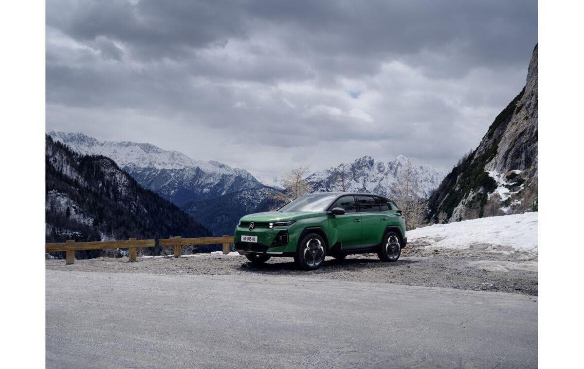 Citroen C5 Aircross 2026: arriva la versione ibrida plug-in da 195 CV e ...