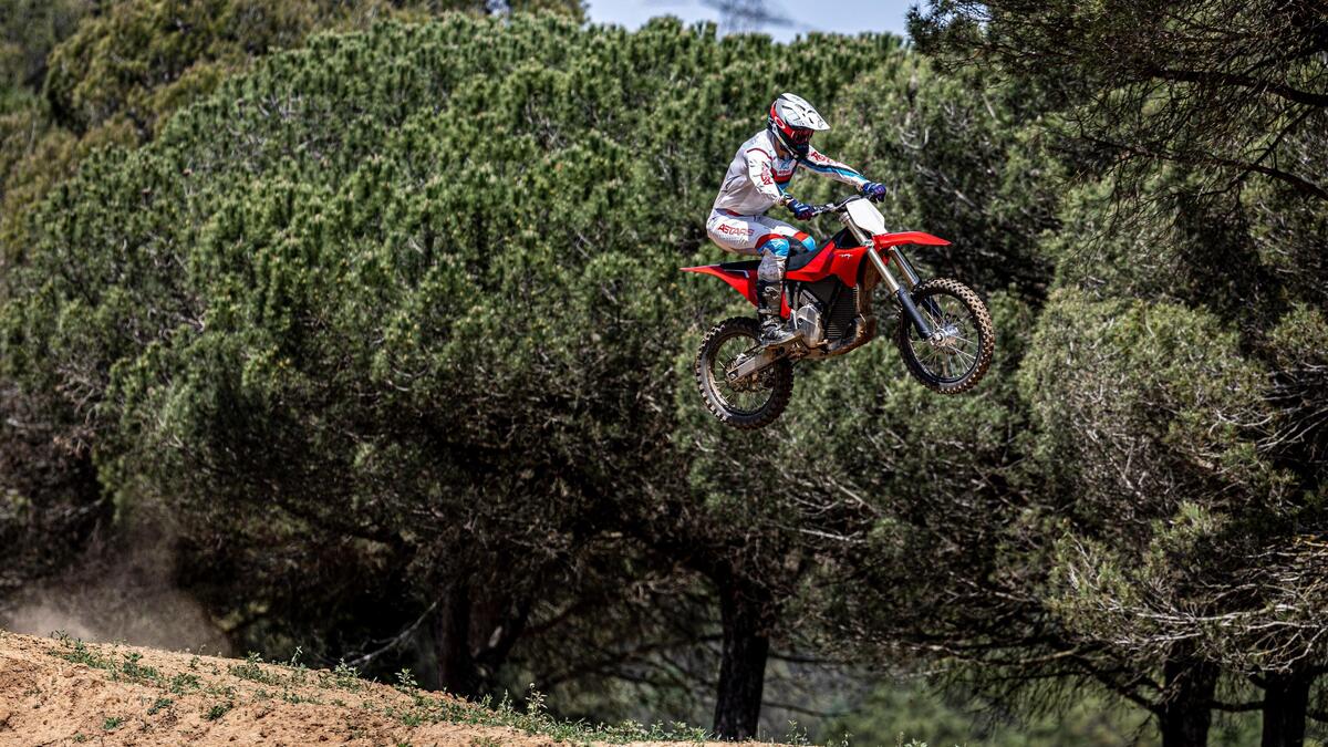 100 milioni per Stark Future. Quando l'elettrico vola - News - Moto.it