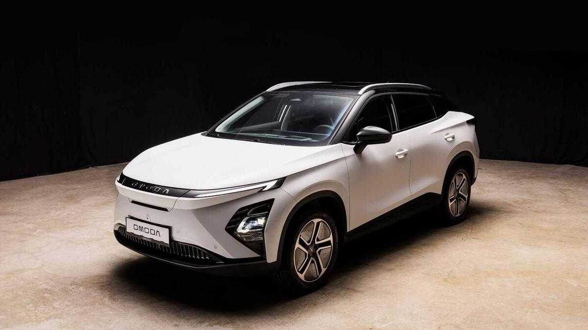 Omoda Omoda 5 EV 60,9 kWh Pure nuove, listino prezzi auto nuove ...