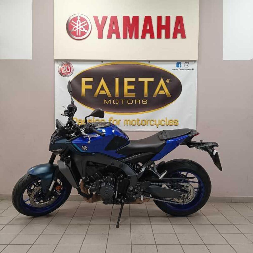 Vendo Yamaha MT-09 (2024 - 26) usata a Roma (codice 9831577) - Moto.it