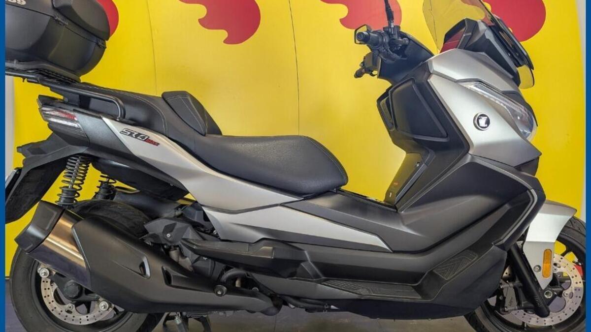 Vendo Voge Sfida SR4 MAX (2024 - 26) usata a San Giovanni Teatino ...