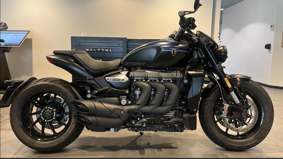 Vendo Triumph Rocket 3 Storm R (2024 - 26) usata a Roma (codice 9842839 ...