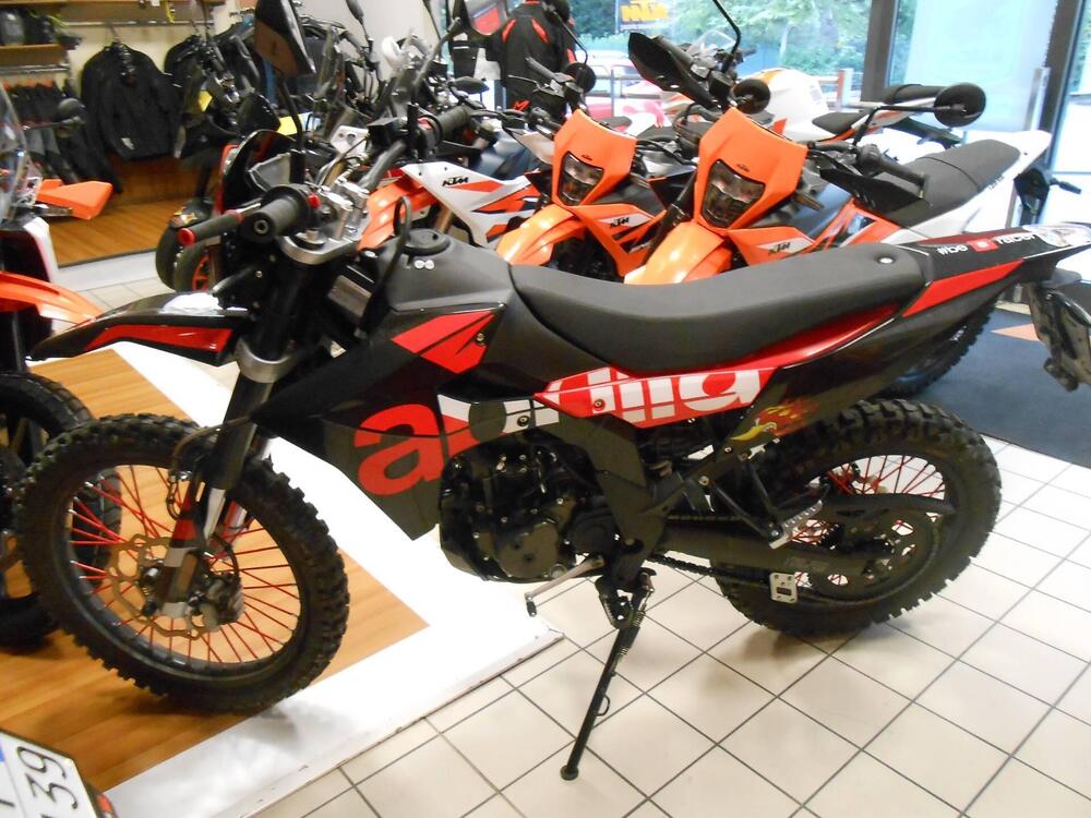 Vendo Aprilia RX 125 (2025 - 26) usata a Pesaro (codice 9853083) - Moto.it