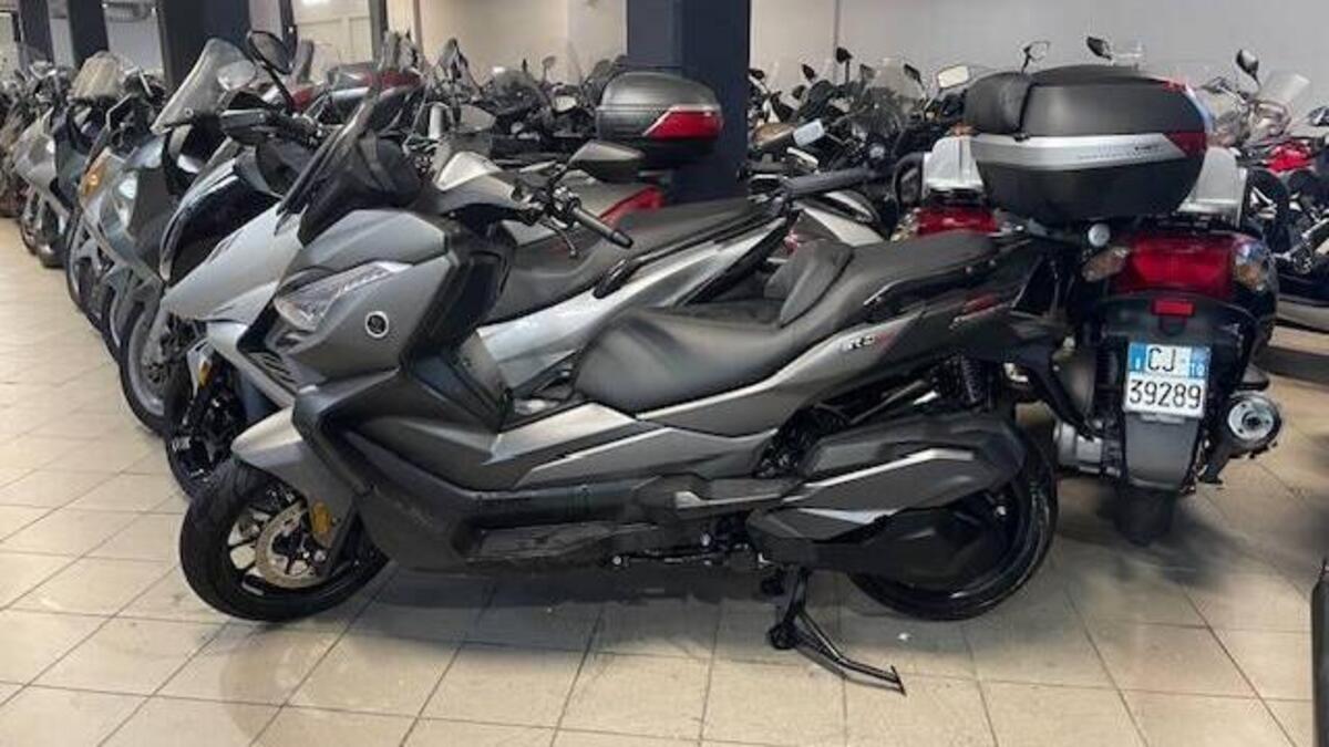 Vendo Voge Sfida SR4 MAX (2024 - 26) usata a Torino (codice 9853768 ...