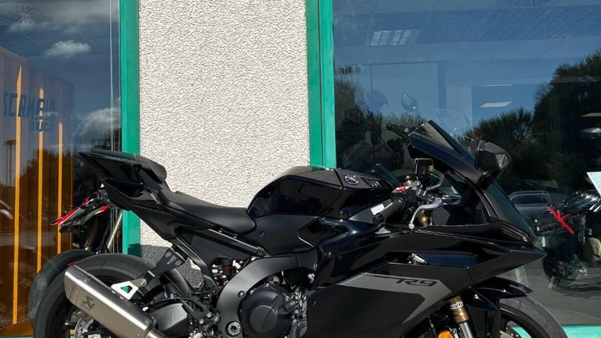 Vendo Yamaha YZF R9 (2025 - 26) usata a Venezia (codice 9862223) - Moto.it