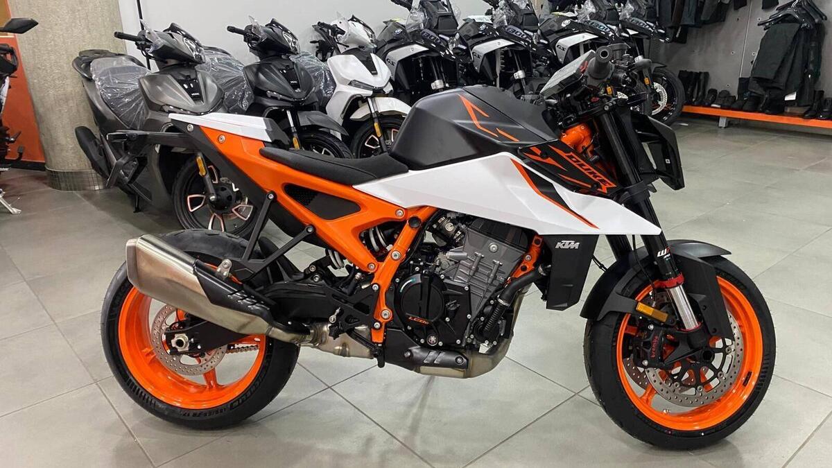 Vendo KTM 990 Duke R (2026) nuova a Capua (codice 9890846) - Moto.it