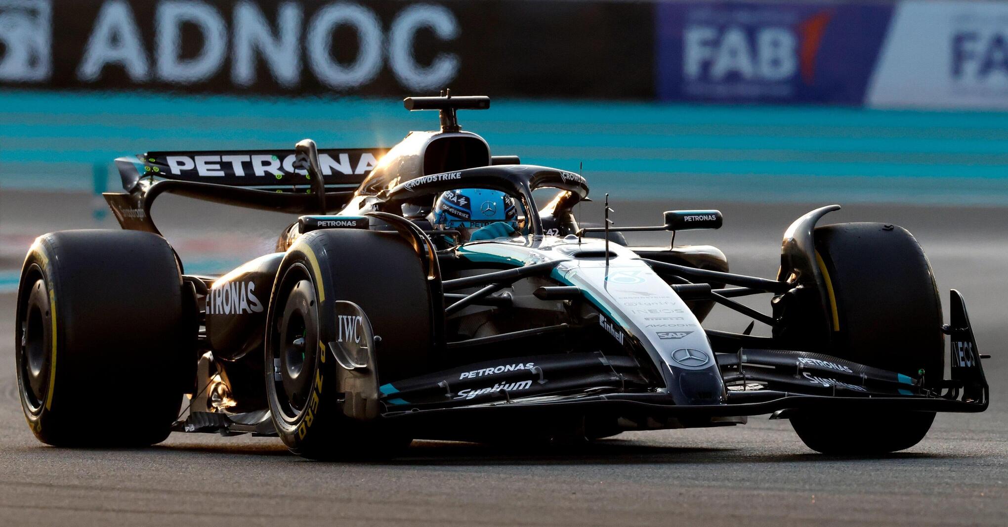F1 GP Abu Dhabi 2025, Russell: "Gara terribile, ma Mercedes centra il ...
