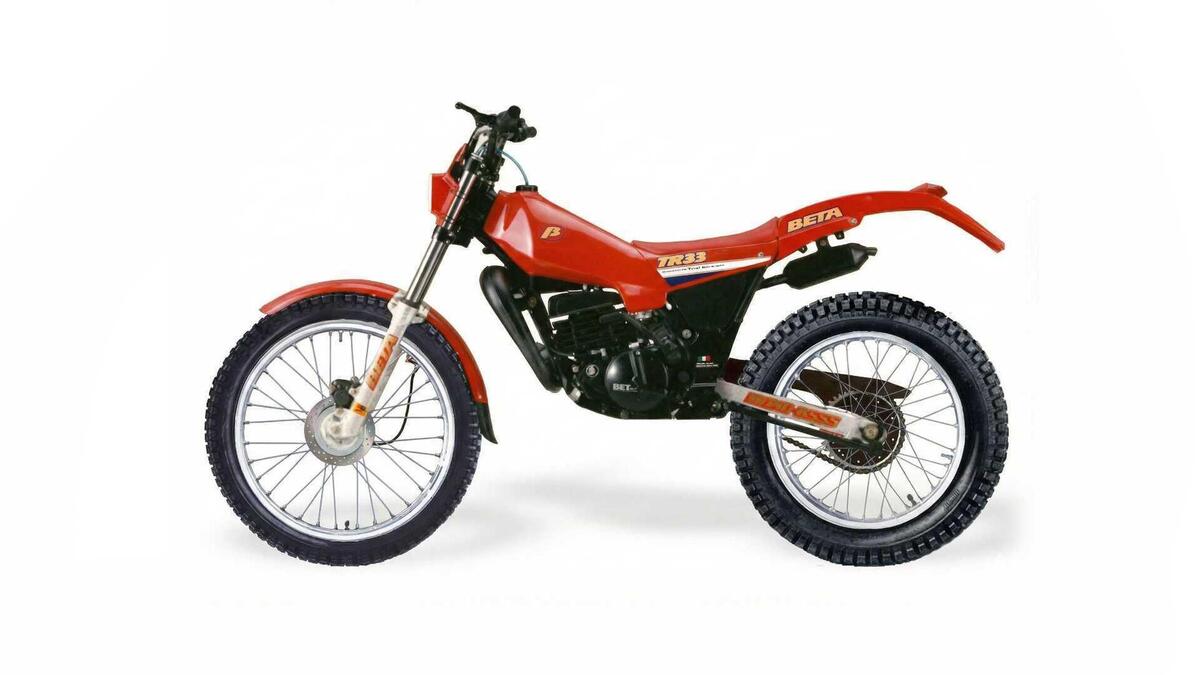 Confronto Betamotor TR 33 240 con altri modelli - Moto.it
