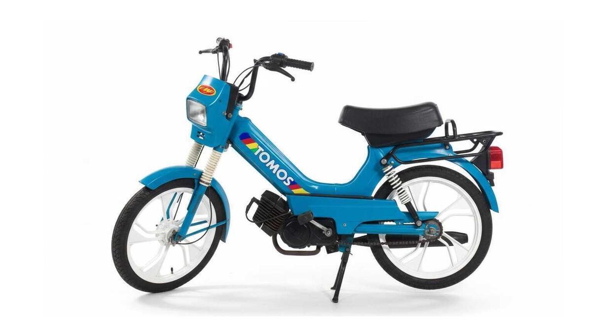 Confronto Tomos A35 50 con altri modelli - Moto.it