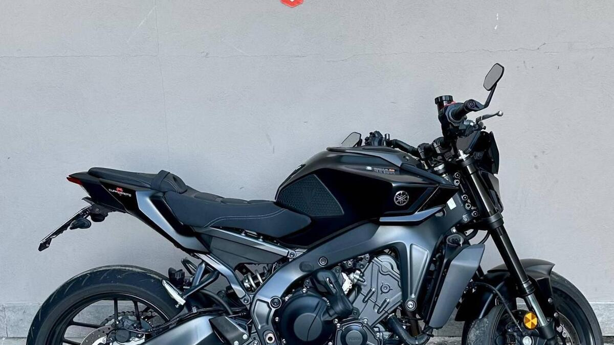 Vendo Yamaha MT-09 Y-AMT (2024 - 26) usata a Cirie' (codice 9903002 ...