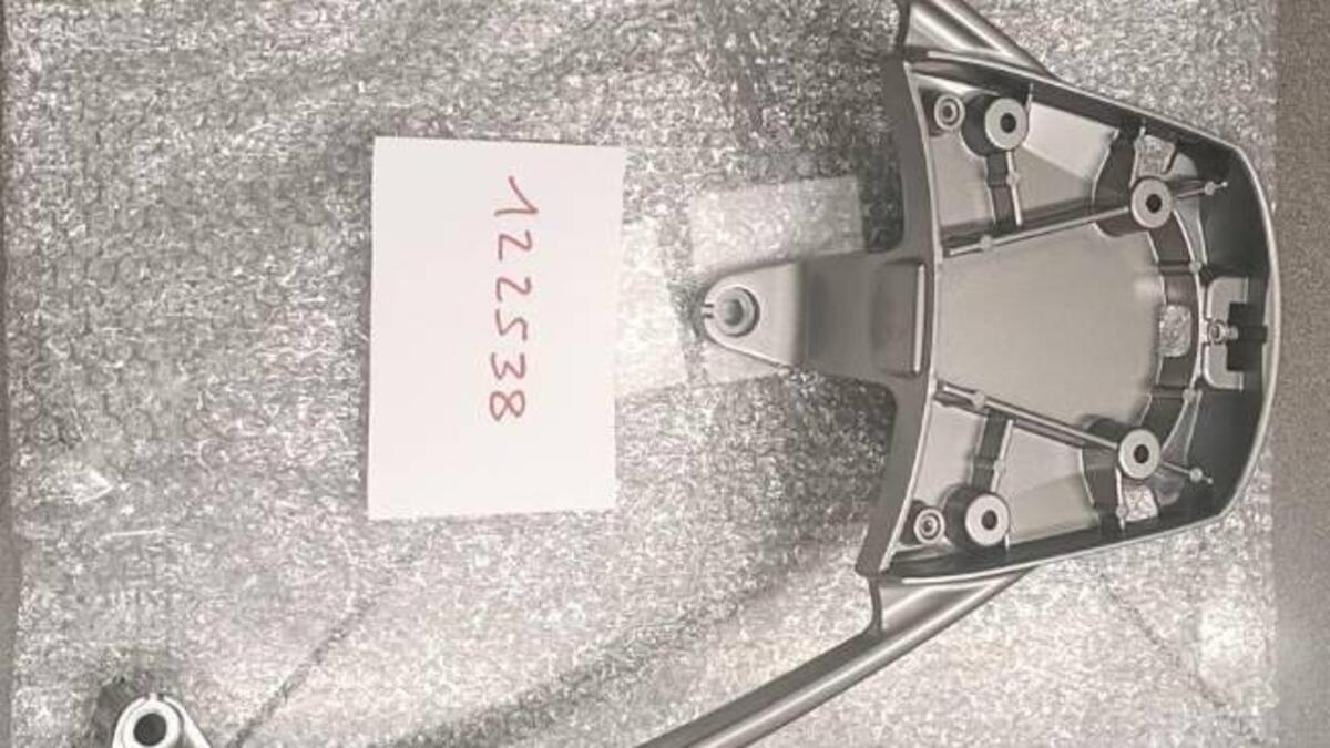 Vendo PORTAPACCO POSTERIORE SYM FUGUE 125 Sym a Brugherio (cod. 9906190 ...