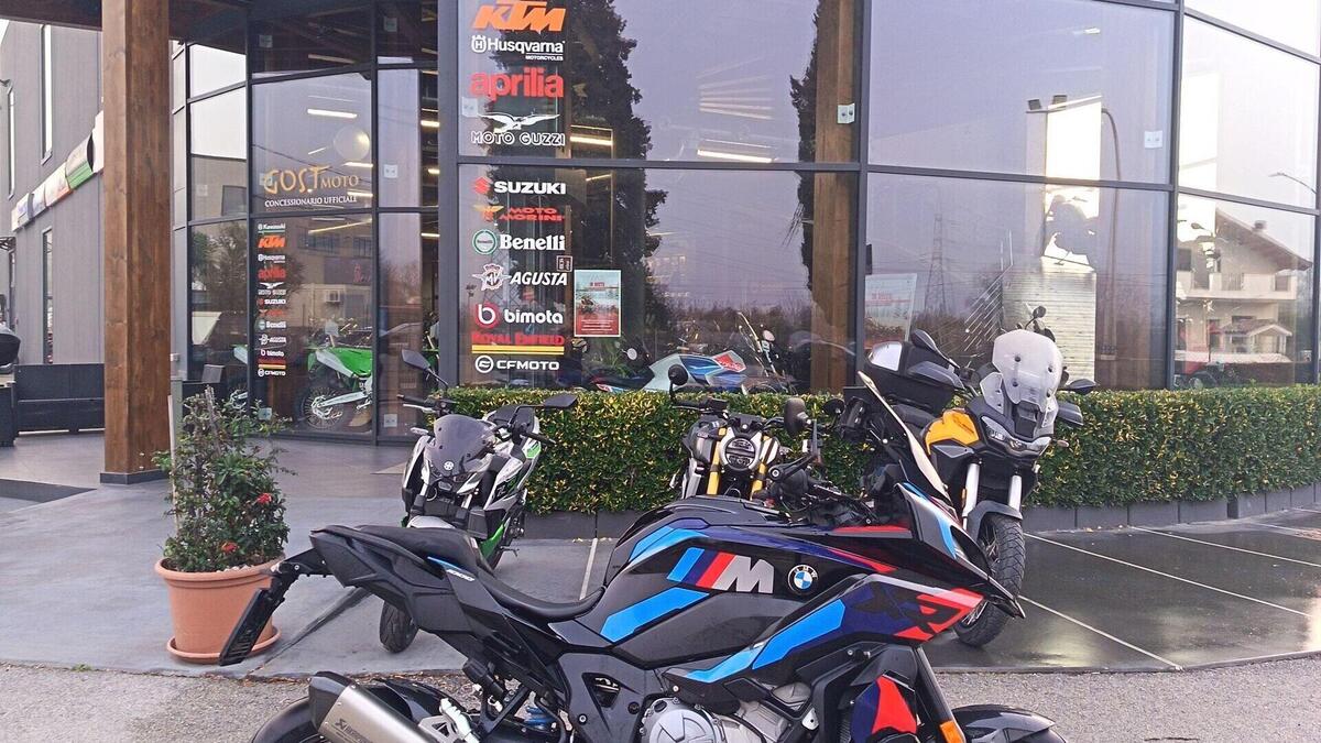 Vendo Bmw M 1000 XR (2024 - 26) usata a Chieti (codice 9906896) - Moto.it