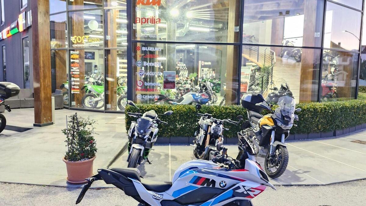 Vendo Bmw M 1000 XR (2024 - 26) usata a Chieti (codice 9907771) - Moto.it
