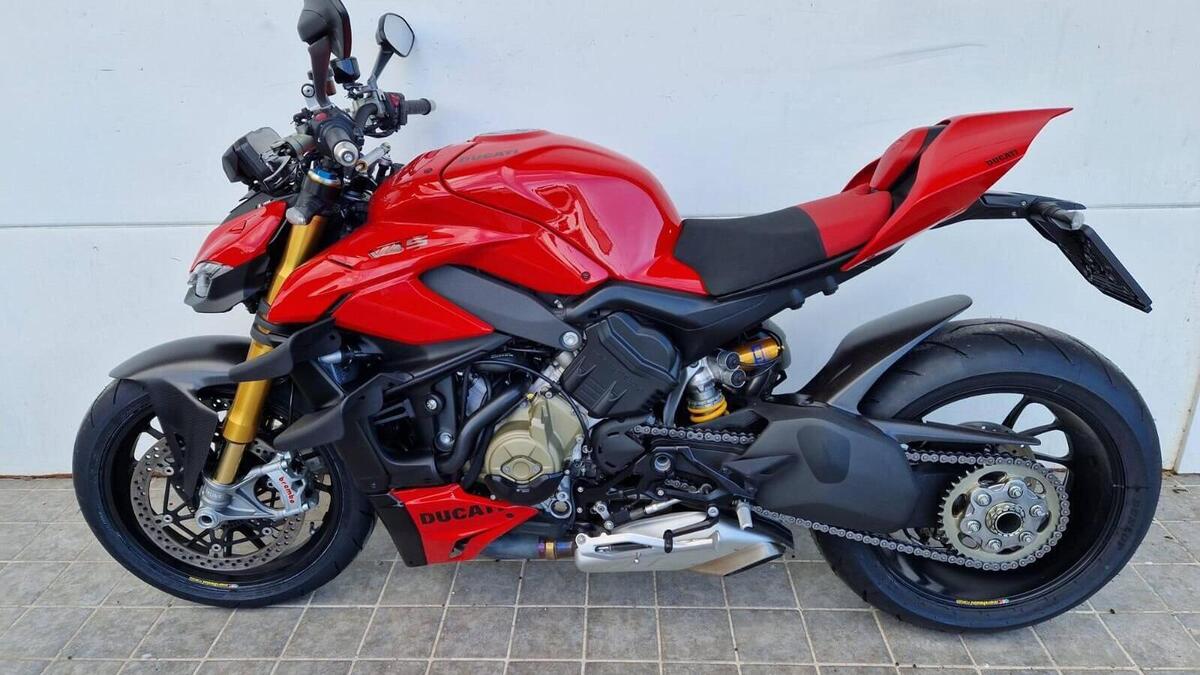Vendo Ducati Streetfighter V4 S (2023 - 24) usata a Cisterna di Latina ...