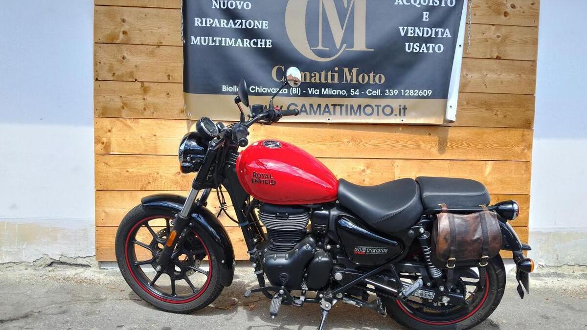 Vendo Royal Enfield Meteor 350 Fireball (2021 - 26) usata a Biella ...