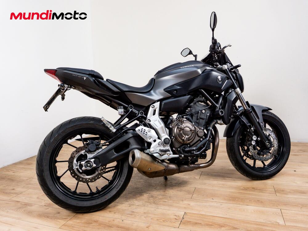 Vendo Yamaha MT-07 (2014 - 16) usata a Rozzano (codice 9909584) - Moto.it