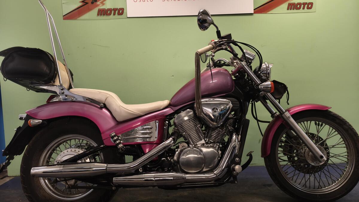 Vendo Honda VT 600 C Shadow (1989 - 98) usata a Olgiate Comasco (codice ...