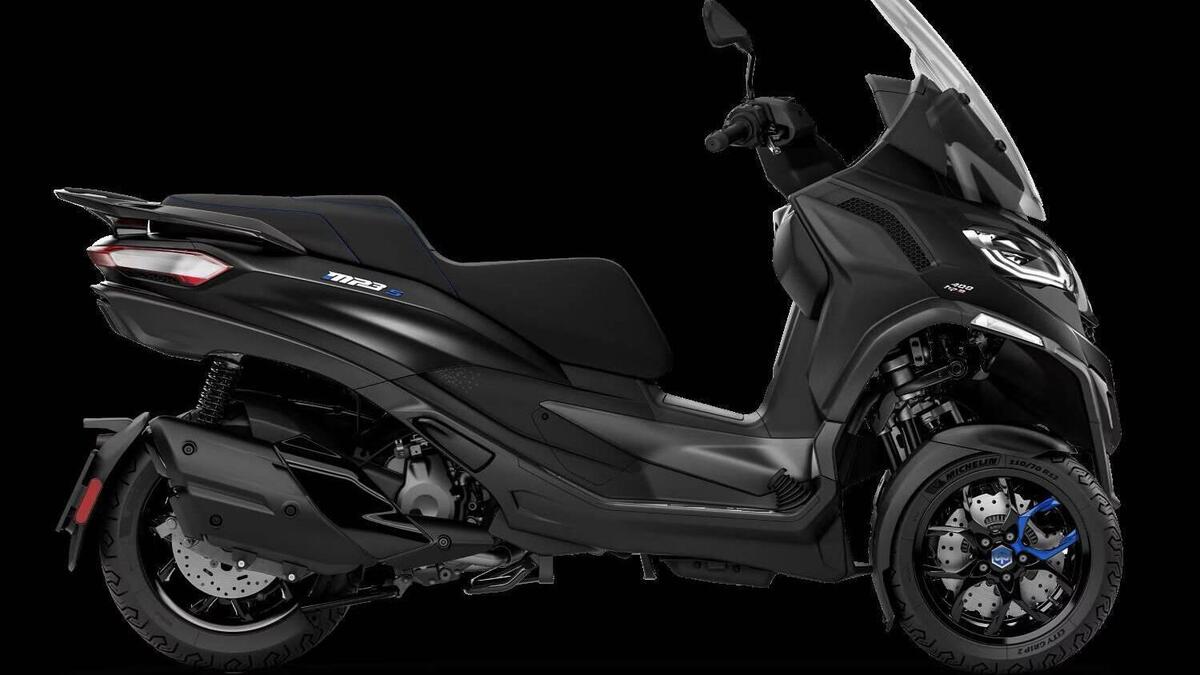 Vendo Piaggio MP3 400 Sport Hpe (2025 - 26) nuova a Genova (codice ...