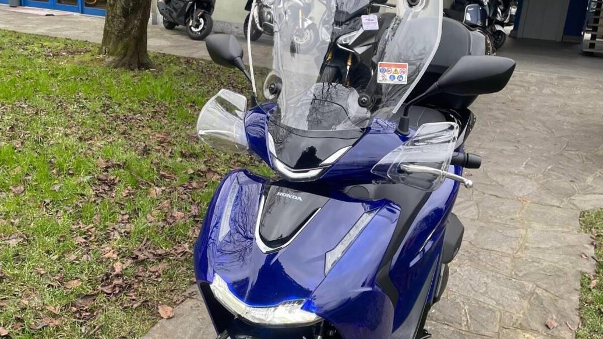 Vendo Honda SH 150 Vetro (2026) nuova a Legnano (codice 9913204) - Moto.it