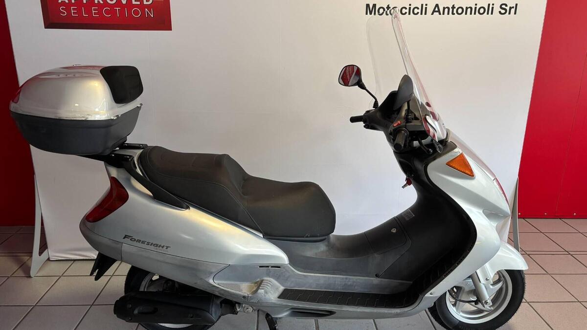 Vendo Honda Foresight (1998 - 2004) usata a Cureggio (codice 9917320) - Moto.it