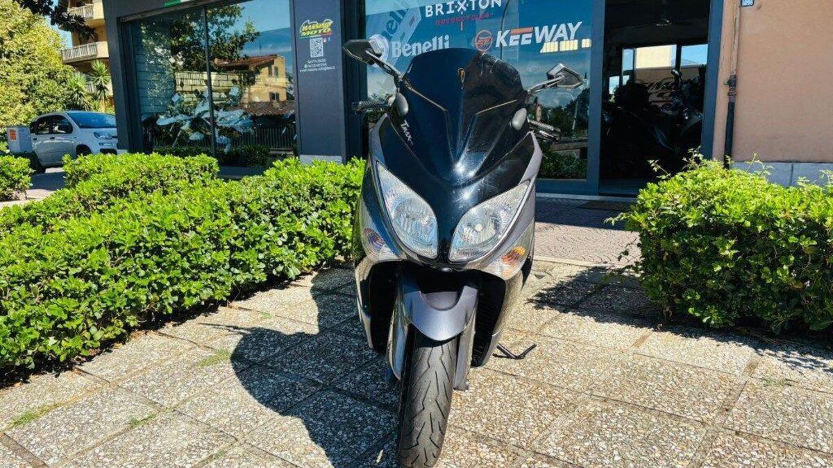 Vendo Yamaha T-Max 500 (2008 - 12) usata a Guidonia Montecelio (codice ...