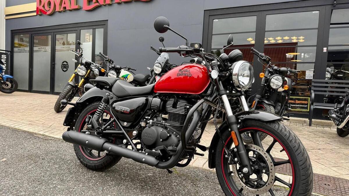 Vendo Royal Enfield Meteor 350 Fireball (2021 - 26) usata a Roma ...
