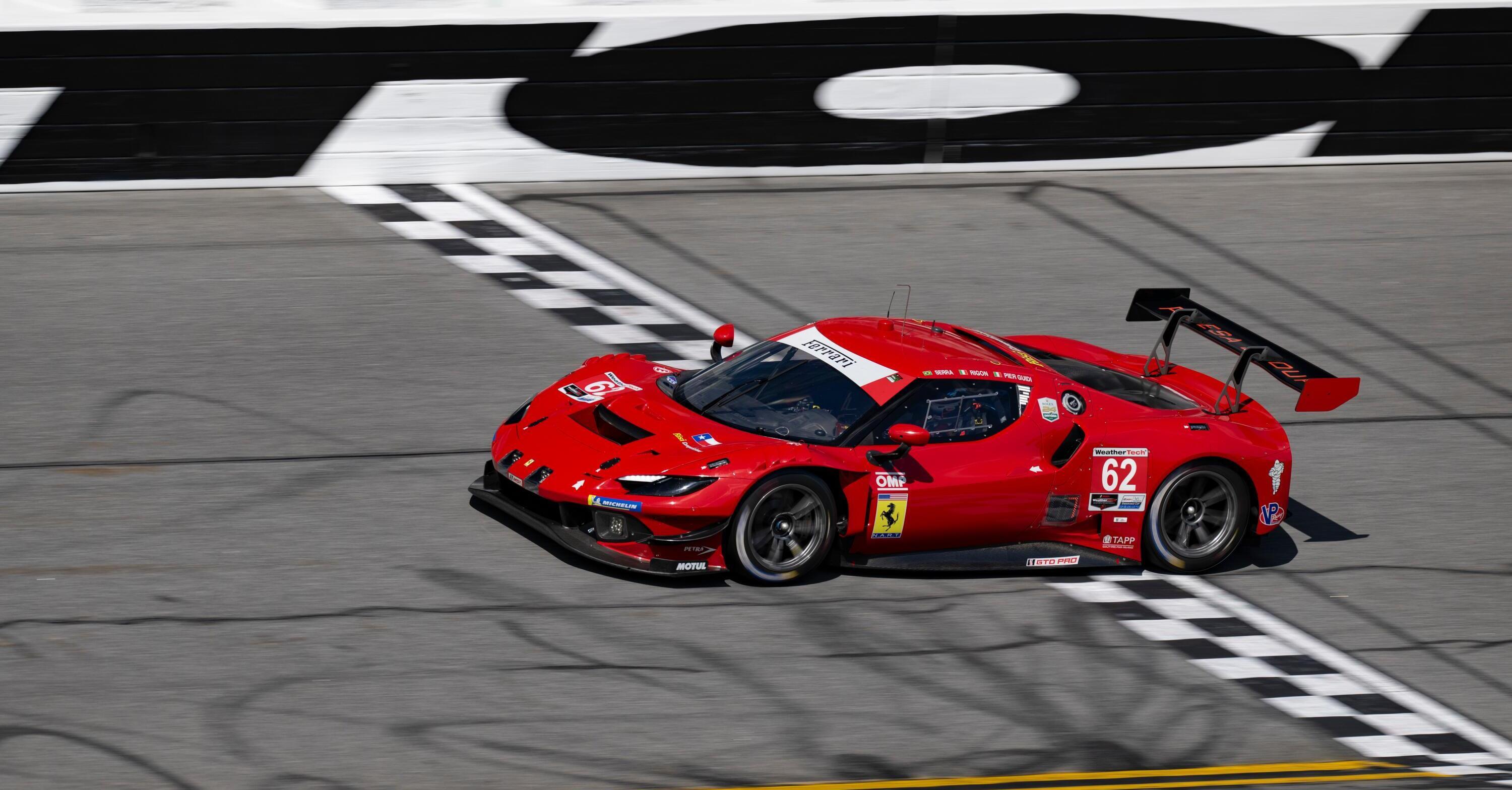 Ferrari 296 GT3 Evo: debutto ufficiale alla 24 Ore di Daytona 2026 ...
