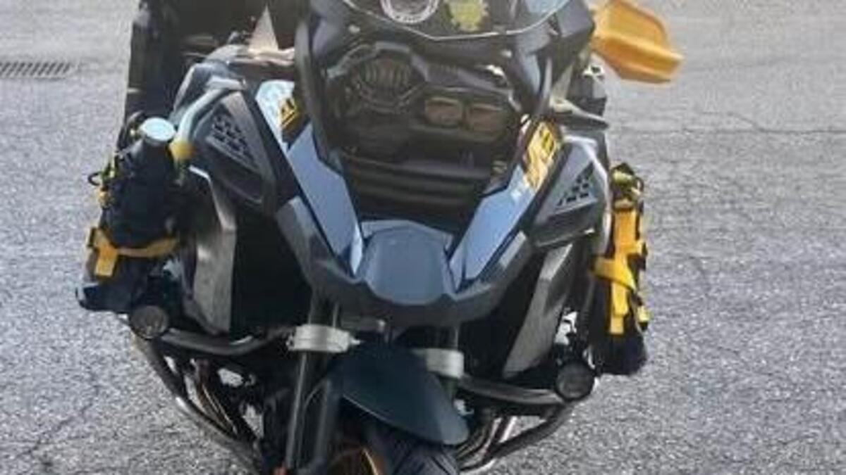 Vendo Bmw R 1250 GS Adventure - Edition 40 Years GS (2020 - 21) usata a ...