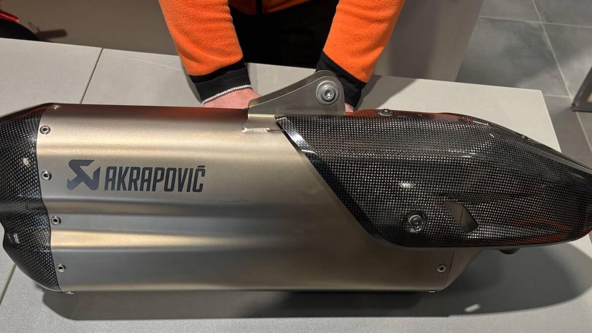 Vendo AKRAPOVIČ "SLIP-ON LINE" Ktm 1290 Super Adventure Akrapovic a ...