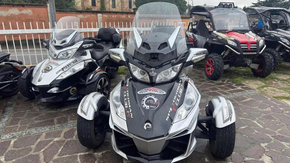 Vendo Can-Am Brp Spyder RT (2017 - 20) usata a Pavia (codice 9953923 ...