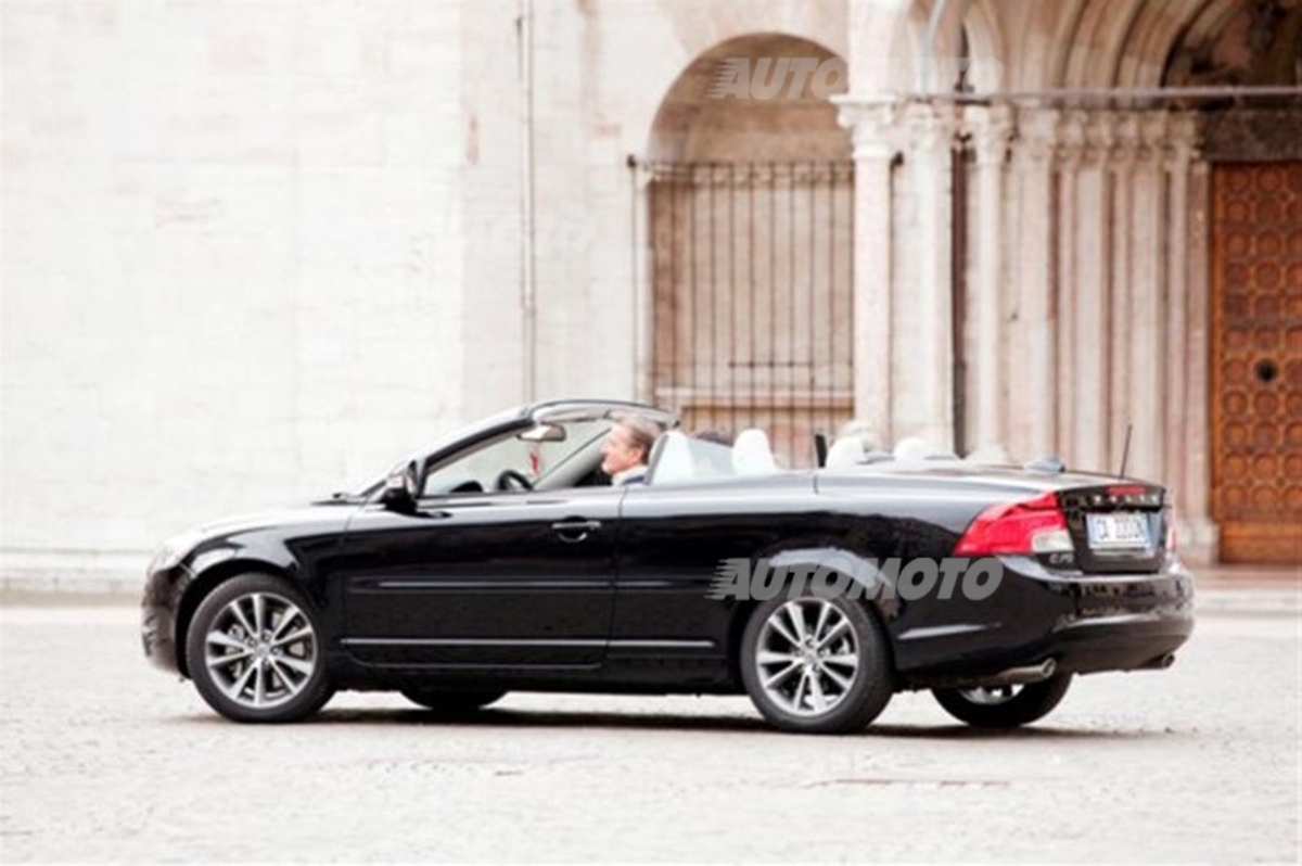 Volvo protagonista di “Colpi di Fortuna” insieme a Christian De Sica ...