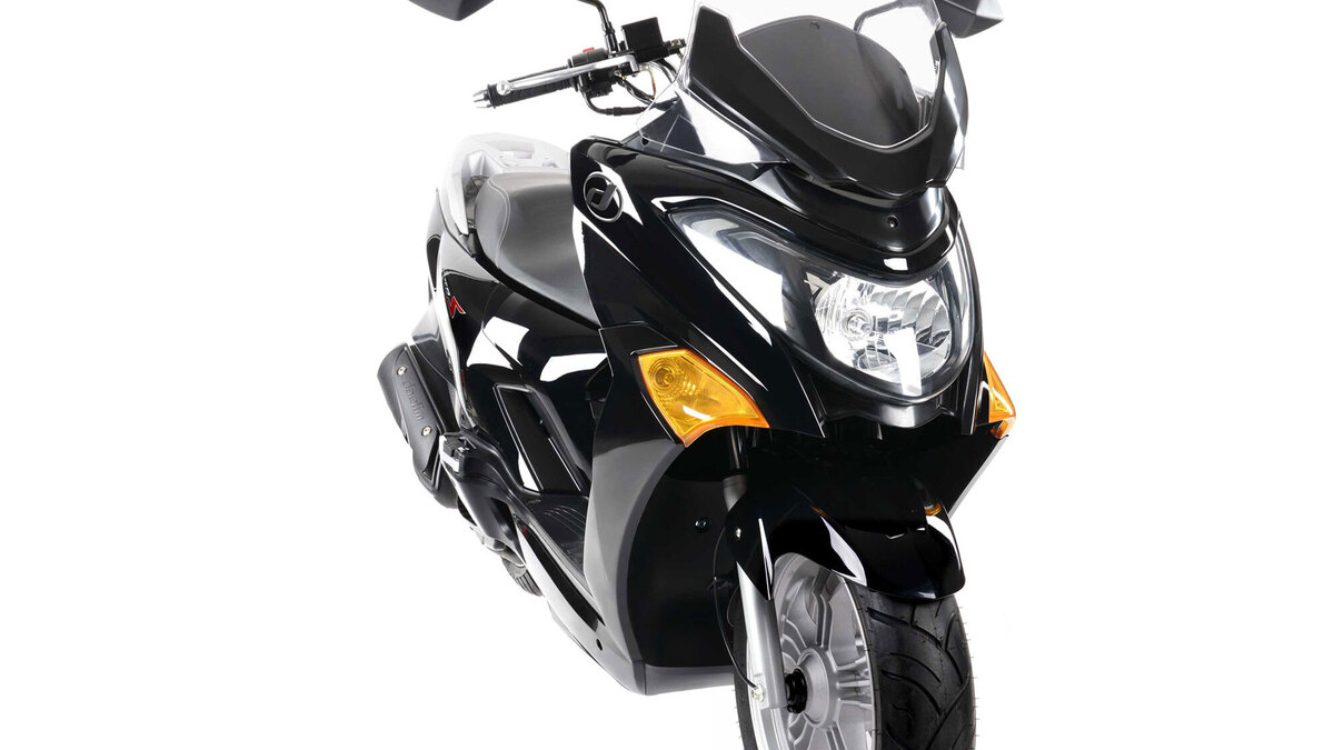 Confronto Daelim Steezer 125 con altri modelli - Moto.it