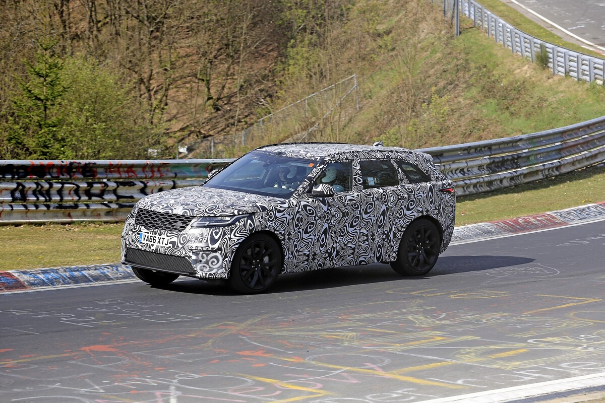 Range Rover Velar SVR - News - Automoto.it